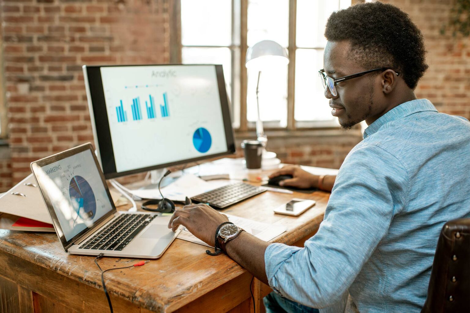 MixCertificate vs OpenBadges page - MixCommerce